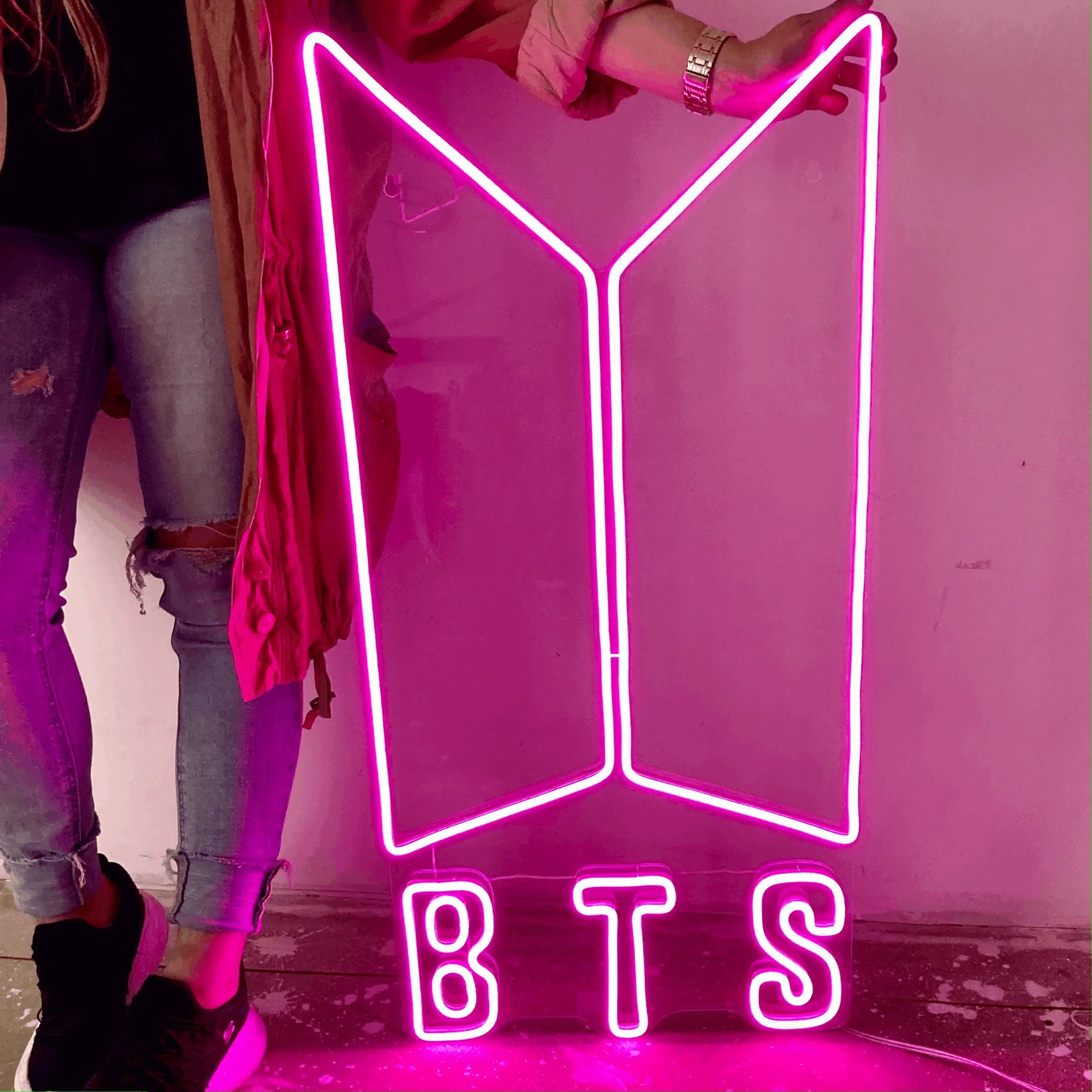 BTS – Electric Neon